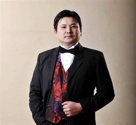 Төрийн соёрхолт Н Наранбаатар Л Өлзийтөгсийн “Ярилцлага” зохиолоор жүжиг хийнэ Урлаг мн