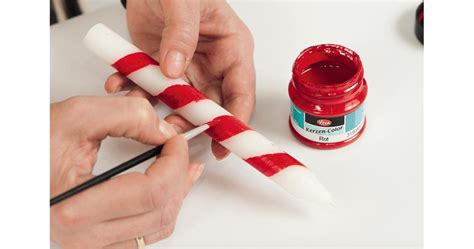 Техники за декорация на коледни свещи