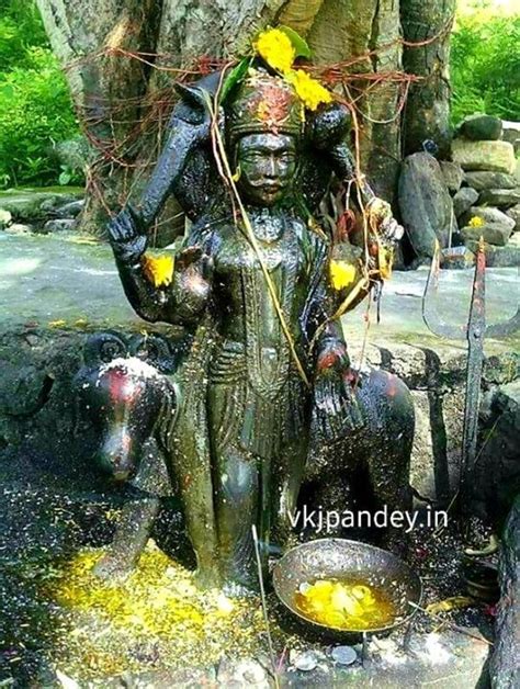शर हरहर वजयततरम सपरभतम आज क पञचङग शनवर मई सरयदय सरयसत चनदरदय