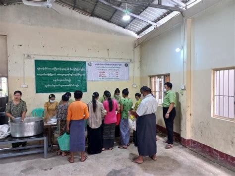 ကျောက်တန်းမြို့နယ်တွင် ပြည်သူများလက်ဝယ်အရောက် ဆန်၊ ဆီ၊ ကြက်ဥများအား သက