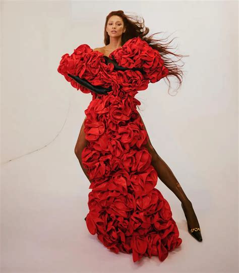 Sexy Shay Mitchell Photos Thblog