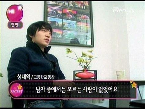 더쿠 학창시절 너무 잘생겨서 여학교까지 유명했다는 배우 