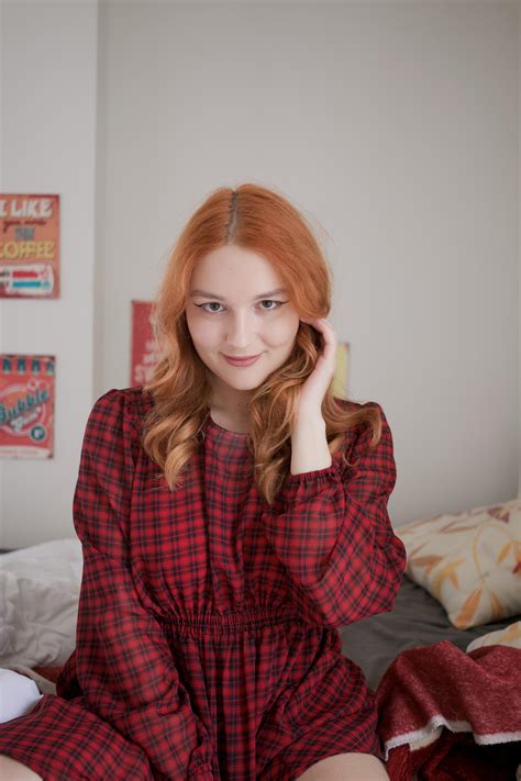 Very Cute R Redheadbeauties