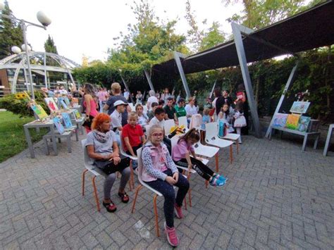 За осма поредна година представят в Бургас детски рисунки в изложбата