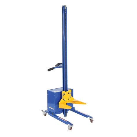 Genie Super Hoist Co2 Powered Material Lift 12ft 5 1 2in Lift 300 Lb
