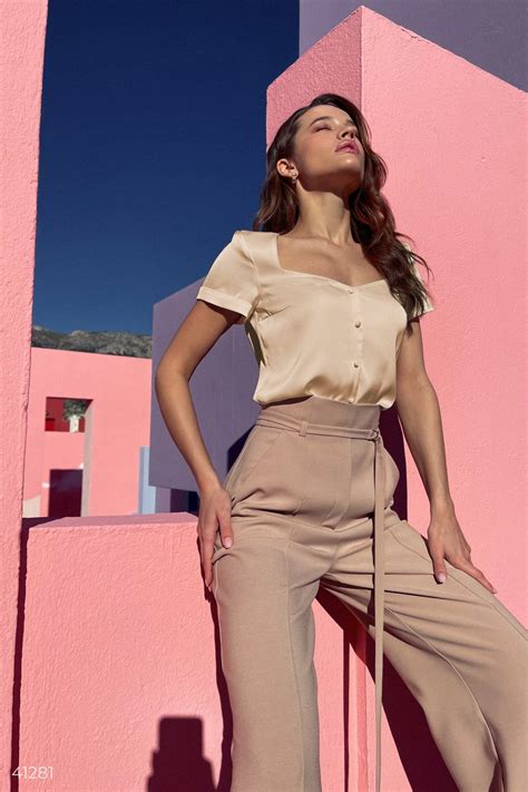 Бежева шовкова блуза арт 41281 ♡ інтернет магазин Gepur