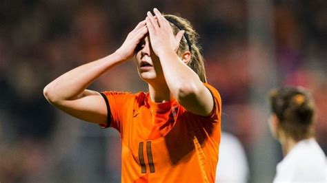 Lieke Martens Athletic Women Female Athletes Soccer