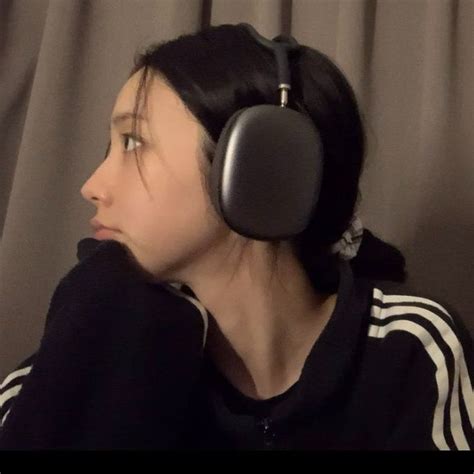 유맨둥︎⁴¹¹ On X 미적 사진 유명인사 사진첩