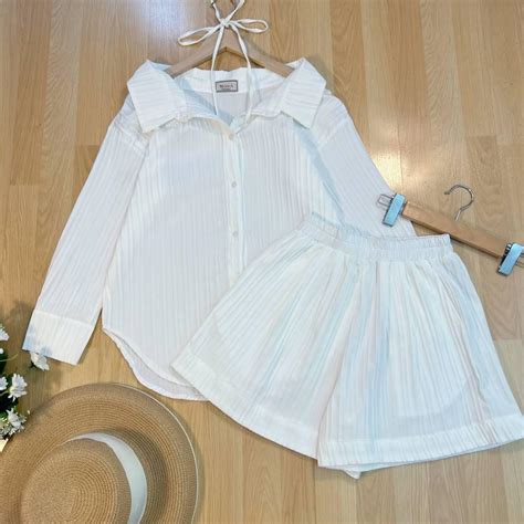 Pretty Ladies Shop 👗👗งานคุ้มจุกๆ น่ารักมากกก เอาไปแมทแยกได้คุ้มสุดๆ เสื้อแขนจั้มพอง ผ้าค้อตตอน