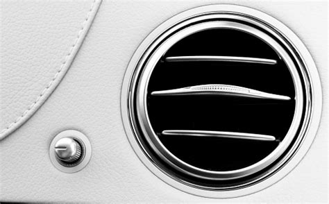 Ac 환기 데크 고급 자동차 인테리어 벽지 모던한 자동차 인테리어 디테일 화이트 가죽 0명에 대한 스톡 사진 및 기타 이미지 0명 가까운 가죽 Istock