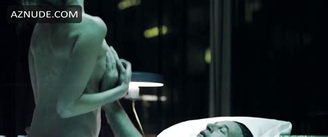 ESTELLA WARREN Nude AZNude ESTELLA WARREN Nude AZNude