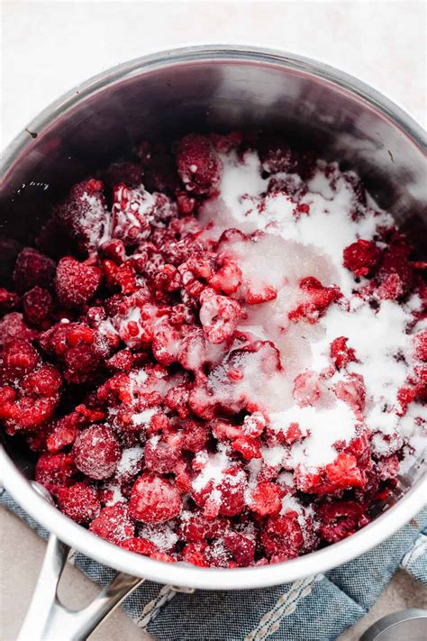 10 Minute Raspberry Coulis Raspberry Sauce Blue Bowl