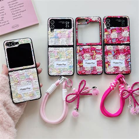 모이몰 갤럭시 Z플립5 Z플립4 Z플립3 행온택 스트랩 하드 범퍼 예쁜 트위드 패브릭 겨울 털 제트플립5 제트플립4 지플립5 지플립4 Zflip5 케이스