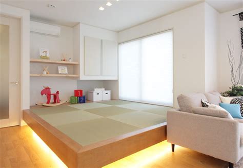 リビング畳コーナーのおしゃれな施工実例｜よくある後悔例と対策も