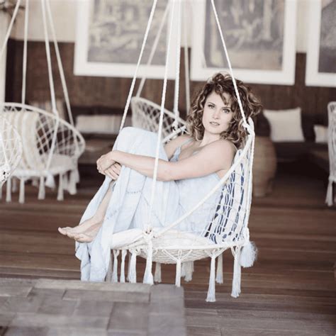 The 3 Best Non Toxic Reed Diffuser Options The Quest For Clean Scent