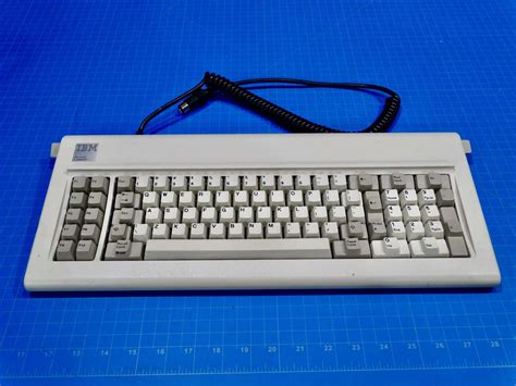 Ibm Pc Xt Original Keyboard 83 Key Clickykeyboards