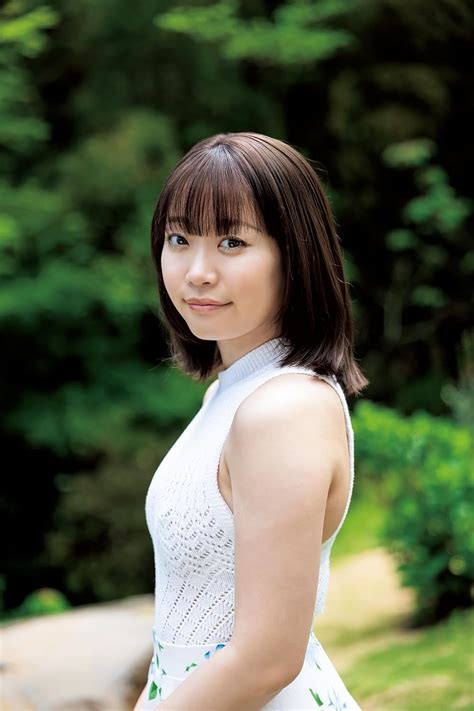 Yura Kano Photo Book Paragraph Moyashi Japan Books