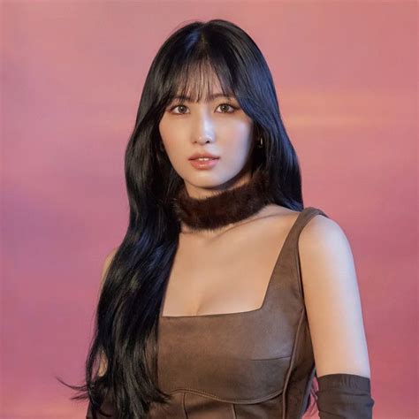 Momo Twice Moonlight Sunrise Icons Iq K Pop South Korean Girls Korean Girl Groups Kpop