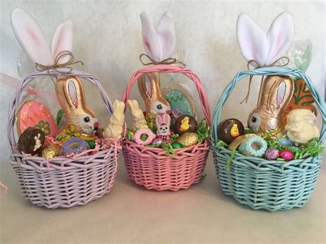 Pin By Im Irish On Easter Egg Hampers Small Easter Baskets Easter