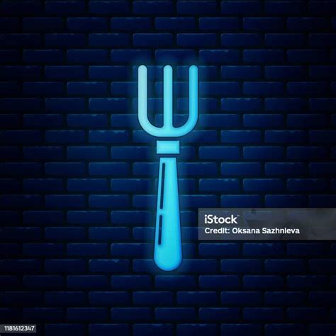 벽돌 벽 배경에 격리 빛나는 네온 포크 아이콘입니다 칼 기호입니다 벡터 일러스트레이션 그릇에 대한 스톡 벡터 아트 및 기타 이미지 그릇 금속 레스토랑 Istock