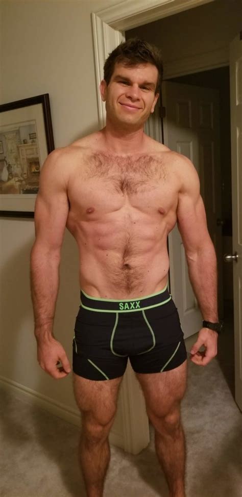 What Does 8 Months Of Training And Counting Macros Look Like Pretty Amazing Information RadixGym