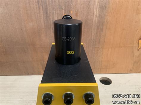 Đầu Uốn Chấn Thanh đồng Thủy Lực Tat Cb 200a Nhập Khẩu