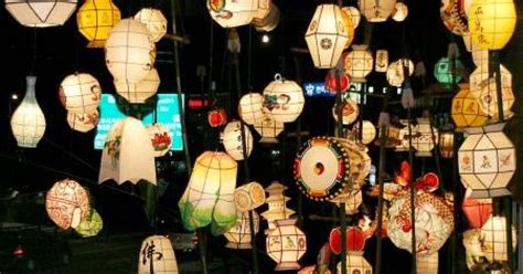 청계천변 연등놀이 재현한 희망의 빛 연등展