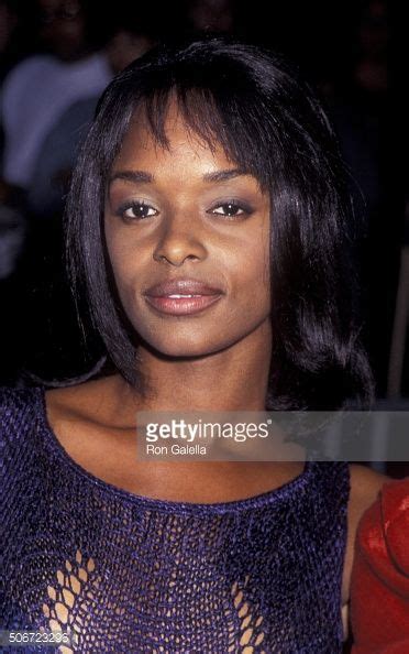 10 Hot Sexy Nbushe Wright Bikini Pics