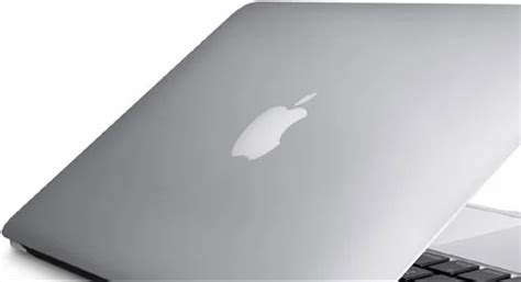 Apple Macbook Air A Core I at ऐपल मकबक एयर in Mumbai ID
