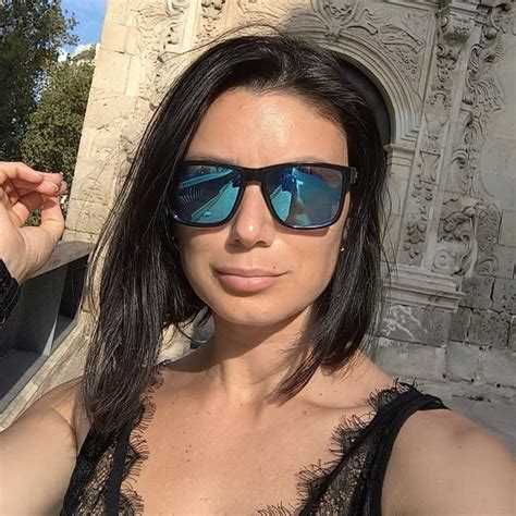 Людмила Александрова Liualeks • Threads Say More