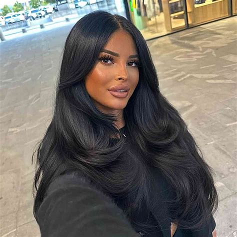 30 Gorgeous Long Black Hair Ideas To Consider Right Now