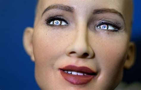 Entrevista A Sophia La Robot Que Parece Humana