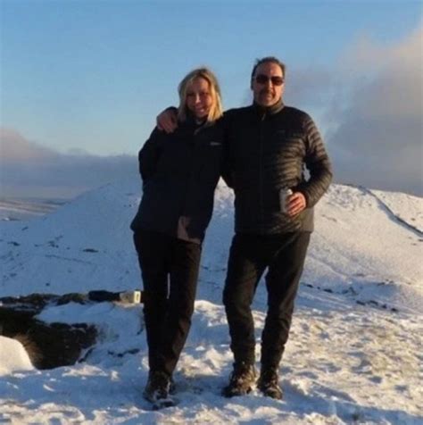 Често ги питат Това дъщеря ви ли е Ето какво се случи с възрастен мъж