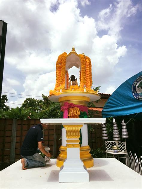 ศาลพระพรหมทรงอินเดียขนาด ร้านฤทธิศิลป์ จำหน่ายศาลพระภูมิ