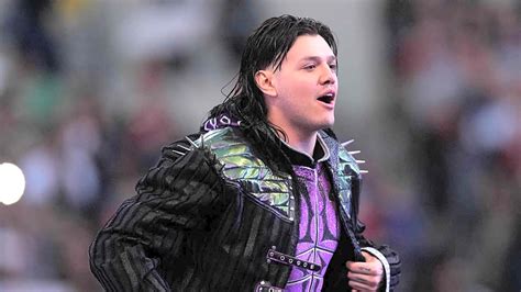 Watch Dominik Mysterio Wins First Main Roster Championship Yardbarker