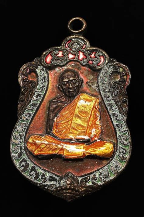 Kc Kumchai เหรียญเสมา หลวงปู่ทิม เนื้อทองแดงลงยา วัดละหารไร่ จ ระยอง วัตถุมงคล ศักดิ์สิทธิ์