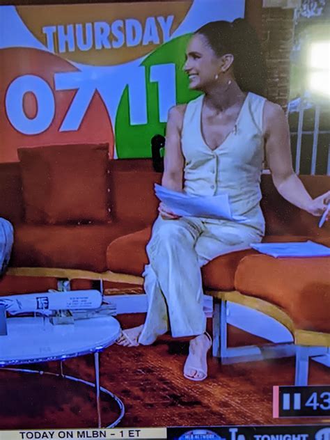 Lauren Shehadis Feet