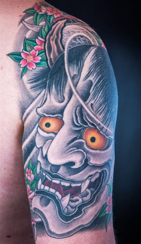 Python Tattoo Tatoueur à Romont Suisse