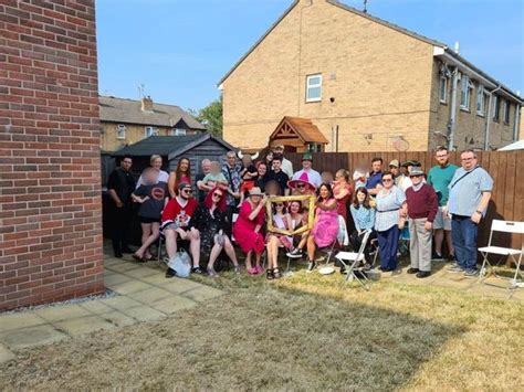 Hull Woman Ruby 28 Who Has Incurable Bowel Cancer Says Early Diagnosis Is Vital Hull Live