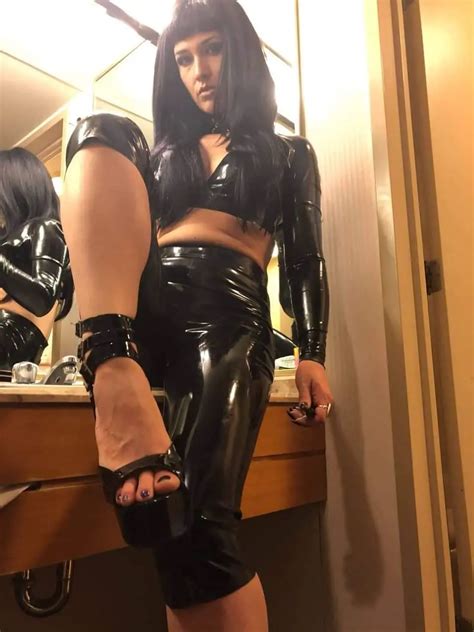 Sex Toes For The Perverts Enjoy The Only Goddess Hellfire Scrolller