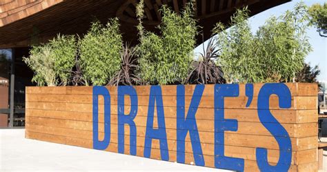 Drakes Brewing Shows Off ‘the Barn In West Sacramento The Bridge