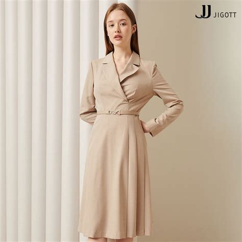 포스티 Jj지고트 울 블렌드 플리츠 테일러드 원피스 Gm9m0op92