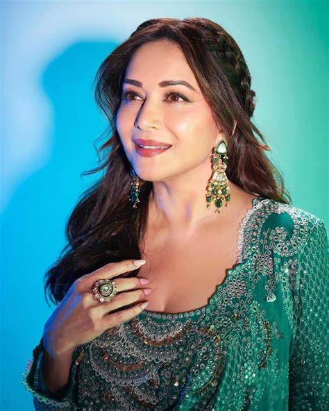 Hairstyle On Suit For Wedding Simple Wedding Hairstyles Madhuri