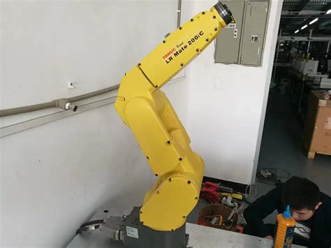Used Abb Yaskawa Kuka Fanuc Nachi Epson Yamaha Kawasaki 6 Axis Payload 5 Kg Industrial Robot