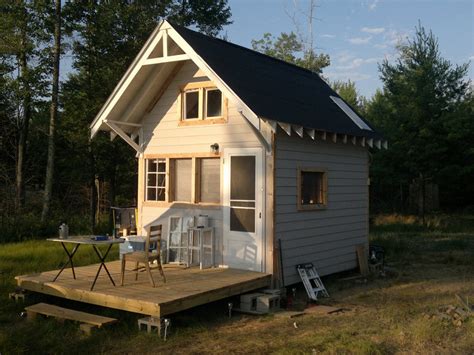 Little Camp Tiny House Swoon