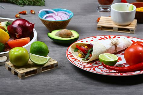 타코 부리 조리법 요리에 대 한 재료 길거리에서 음식을 요리 패스트 푸드 0명에 대한 스톡 사진 및 기타 이미지 0명 고기