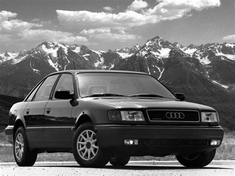 Audi 100 c4 задняя полка - 98 фото
