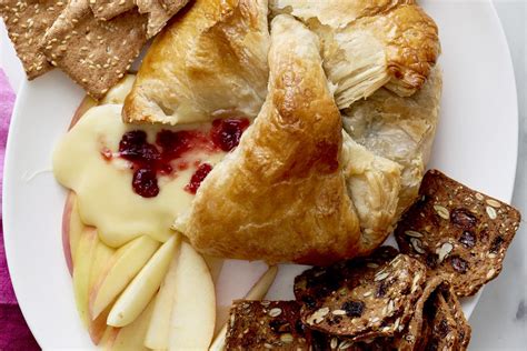 Aldis Emporium Selection Brie Cheese Round Review The Kitchn