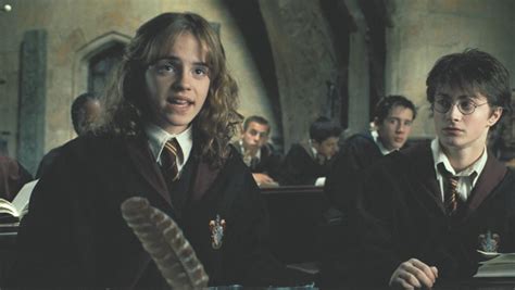 Итак кто объяснит в чём разница между… © Гарри Поттер и Узник Азкабана Harry Potter And The