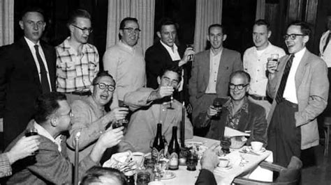 Quiénes Fueron Los 8 Traidores Que Revolucionaron Silicon Valley
